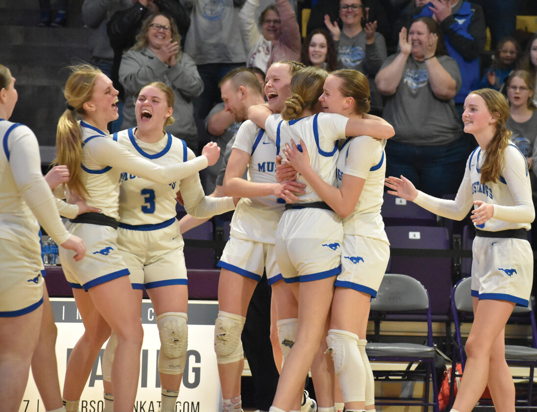 Mustangs race back to state for 2nd time | News, Sports, Jobs - The Journal